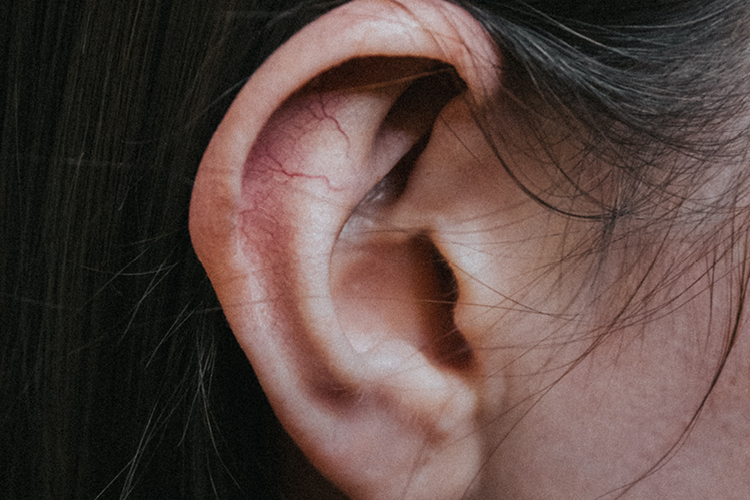 Signs Of Hearing Loss And What You Can Do - Medshield Movement