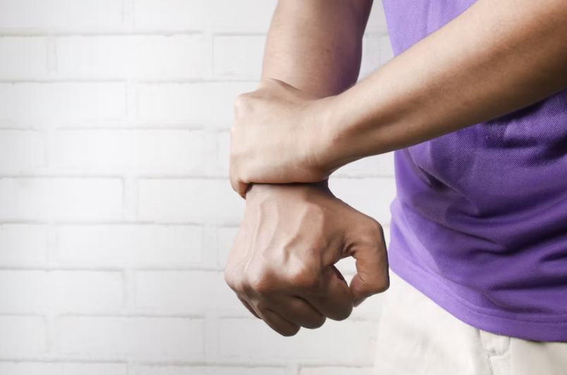 5 Low-Impact Mobility Moves for Healthier Joints - Medshield Movement